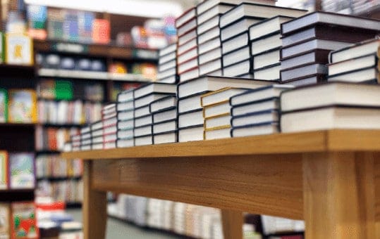 Ouvrir une librairie, devenir libraire indépendant : tout savoir